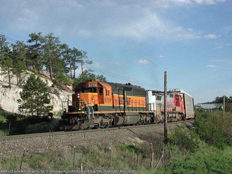 BNSF 6758